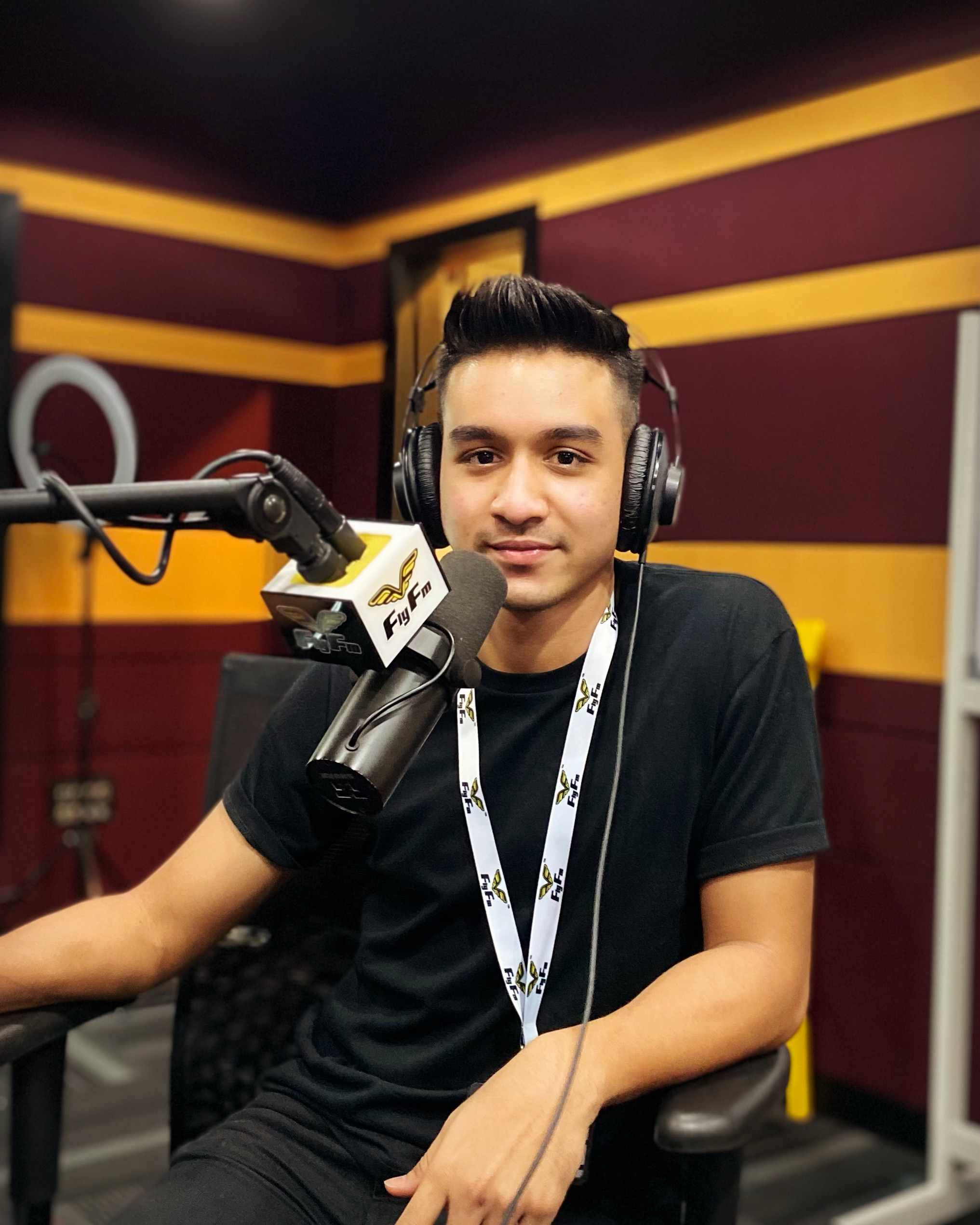 About me – Aaron Victor